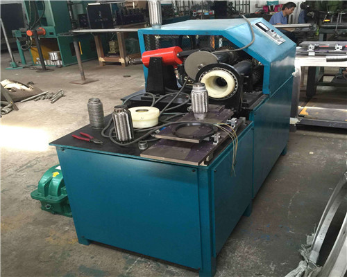 Bellow ends trimming machine - Comflex Industrial Co.,Ltd